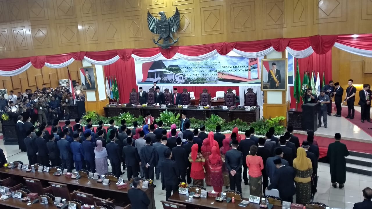 75 Anggota DPRD Sumsel Resmi Dilantik - Sonora FM Palembang