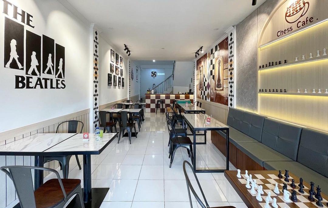 Chess Cafe : Tempat Nongkrong Baru di Palembang Dengan Nuansa Catur ...